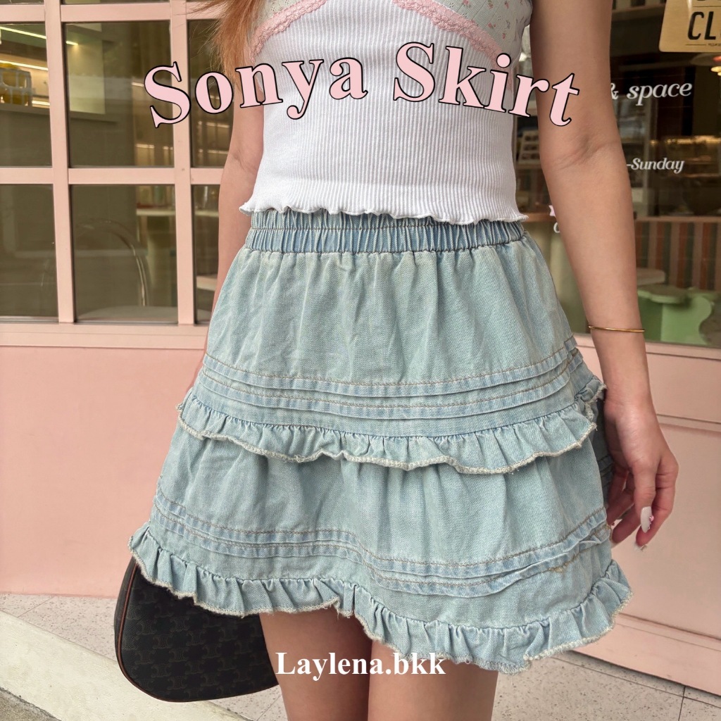 [ใส่โค้ดวีดีโอ ลดเพิ่ม 30%] Sonya Skirt กระโปรงยีนส์ระบาย มี 2 สี ...