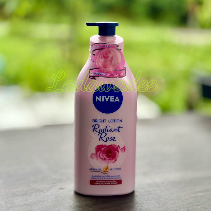 นีเวีย โลชั่น เรเดียนท์ โรส ไบรท์ 525 มล. NIVEA Radiant Rose Bright ...