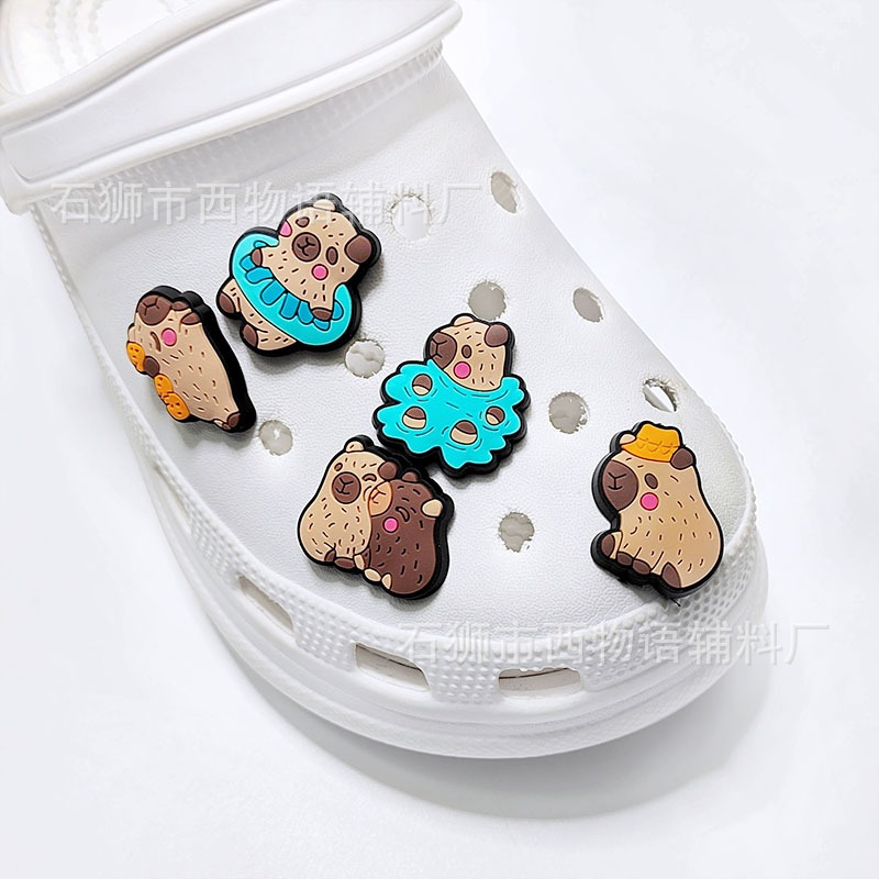 ซานริโอ คิตตี้ สุดน่ารักตัวติดรองเท้า อุปกรณ์เสริมรองเท้า capybara ...