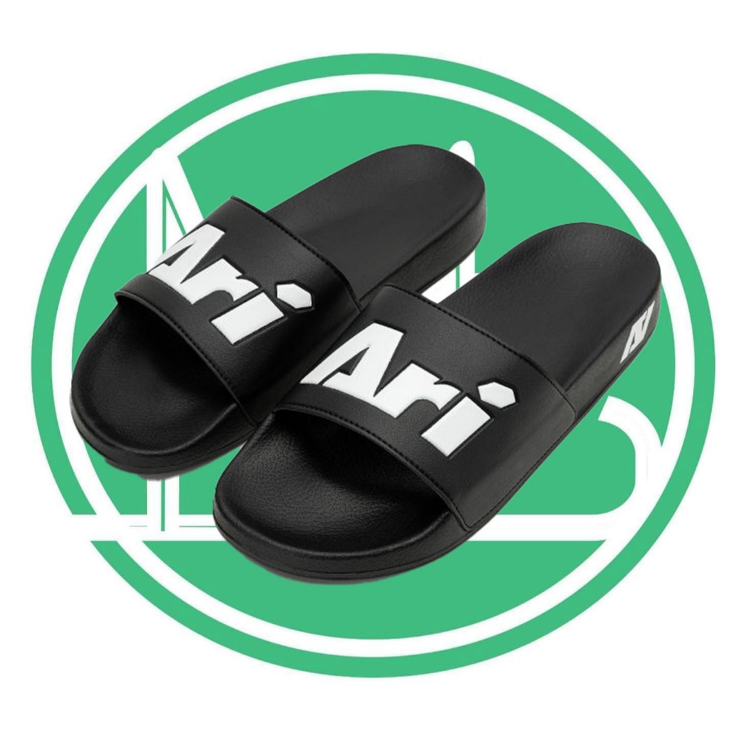 รองเท้าแตะ ARI SLIDE SANDALS (ของแท้จากช็อป) | Shopee Thailand