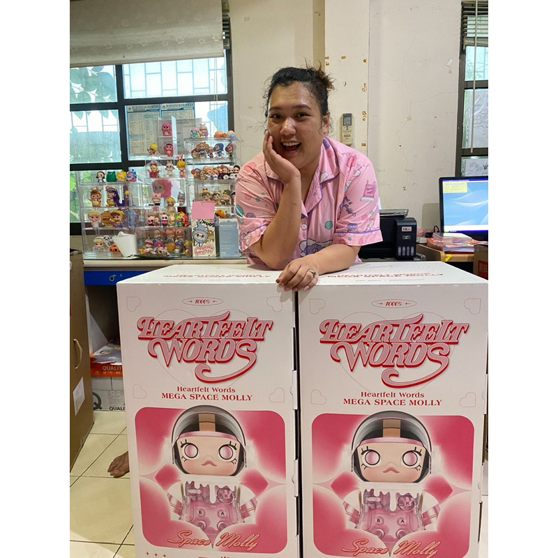 พร้อมส่ง ของใหม่ MEGA SPACE MOLLY 1000% Heartfelt Words | Shopee Thailand