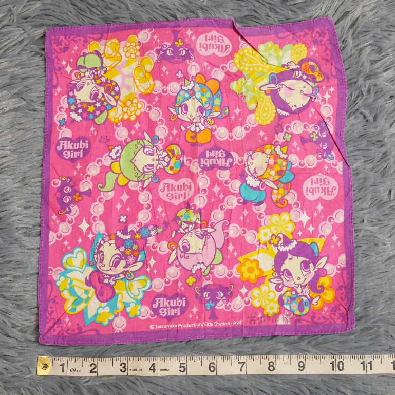 ผ้าเช็ดหน้า ลาย Akubi girl ผ้าเช็ดหน้ามือสอง | Shopee Thailand