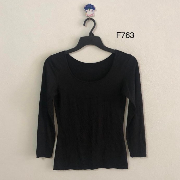 Heattech (F763) แบรนด์ uniqlo ยูนิโคล่ คอกลม | Shopee Thailand