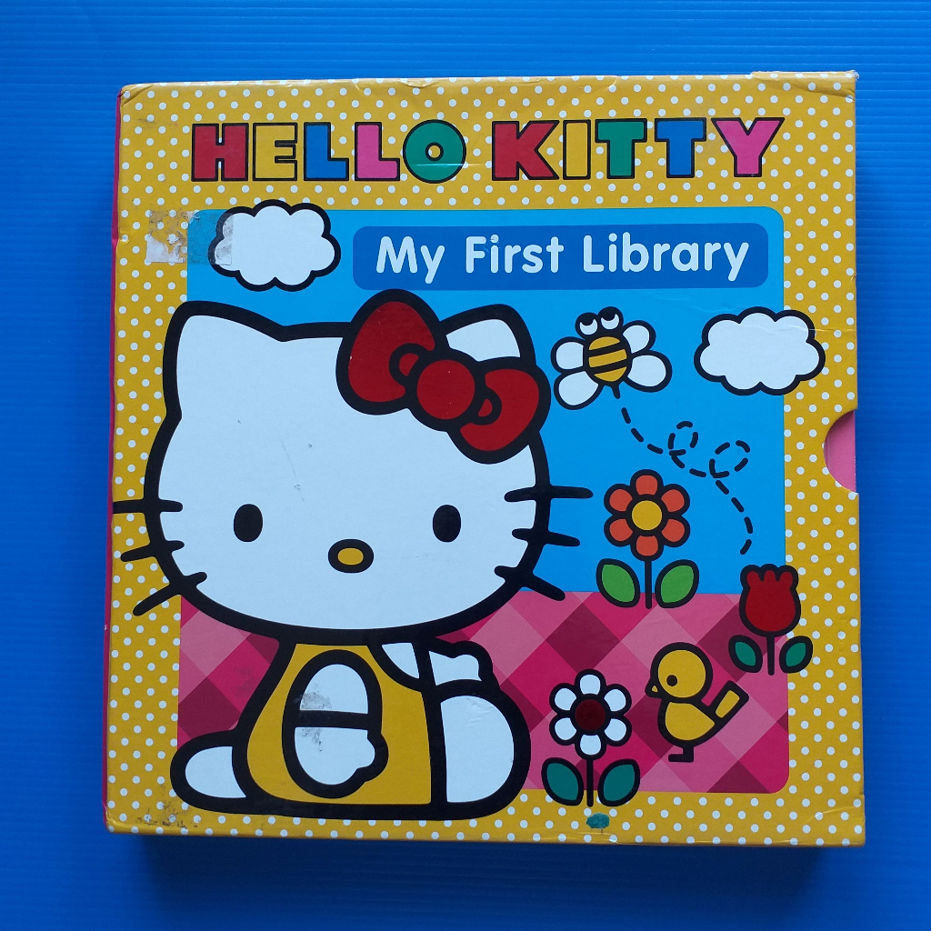 Hello Kitty ห้องสมุดแห่งแรกของฉัน เจ้าของลิขสิทธิ์ SANRIO ประเทศ ...