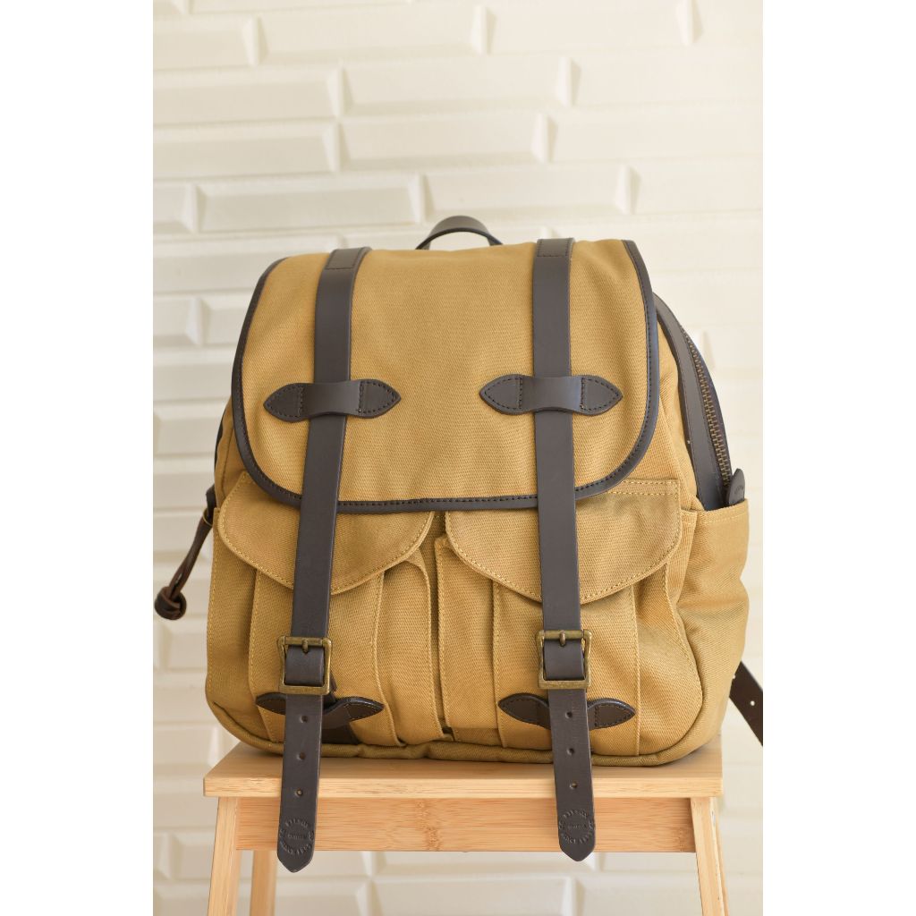 Filson กระเป๋ามือสอง รุ่น 70262 Rucksack Backpack สี Tan | Shopee Thailand
