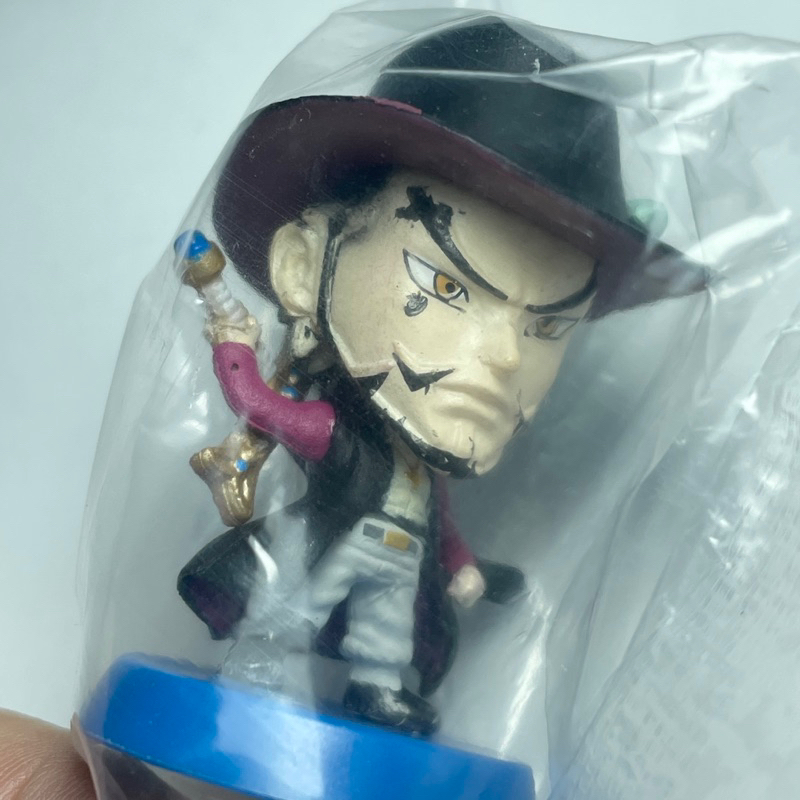 กาชาปองวันพีซ โมเดลฟิกเกอร์ แดรคูล มิฮอว์ค Dracule Mihawk One Piece ...
