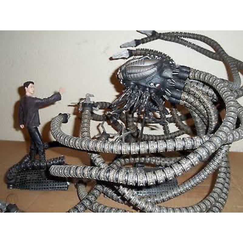 (ของแท้ : พร้อมส่ง) งานจุดขยับ Mcfarlance : Matrix Sentinel & Neo หายาก ...