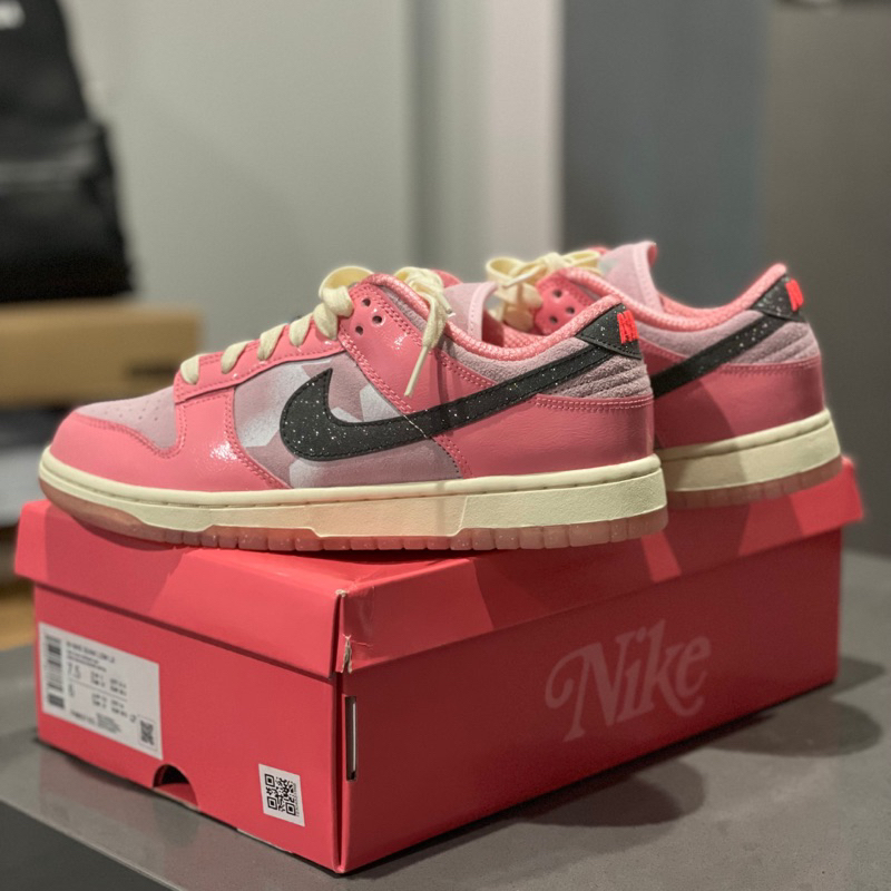 (สินค้าพร้อมจัดส่ง) Dunk Low LX Barbie | Shopee Thailand