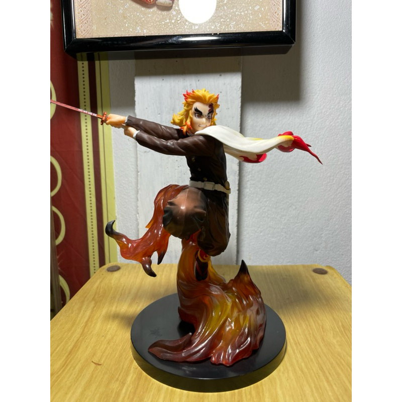 Demon Slayer: Kyojuro Rengoku (Shake the Sword Burn Your Heart) Bandai ...