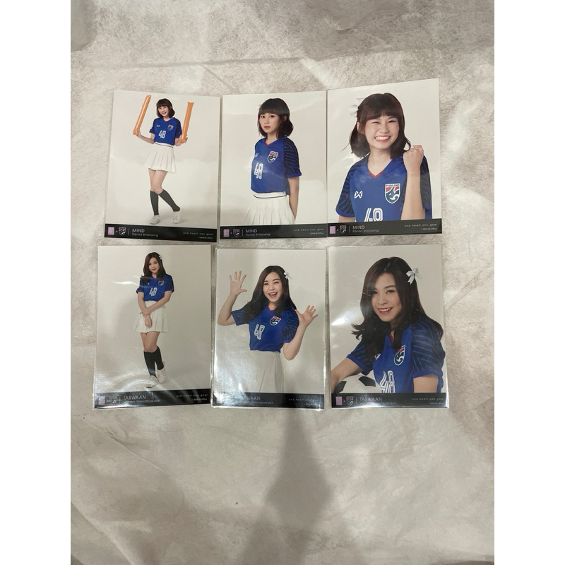 BNK48 photo set 10 changsuek | Shopee Thailand