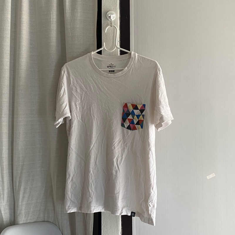 เสื้อยืด Uniqlo GU Muji แบรนด์ทั้งหมด มือสอง S, M ผู้หญิง คุ้ม ส่งต่อ 60-80 บาท | Shopee Thailand