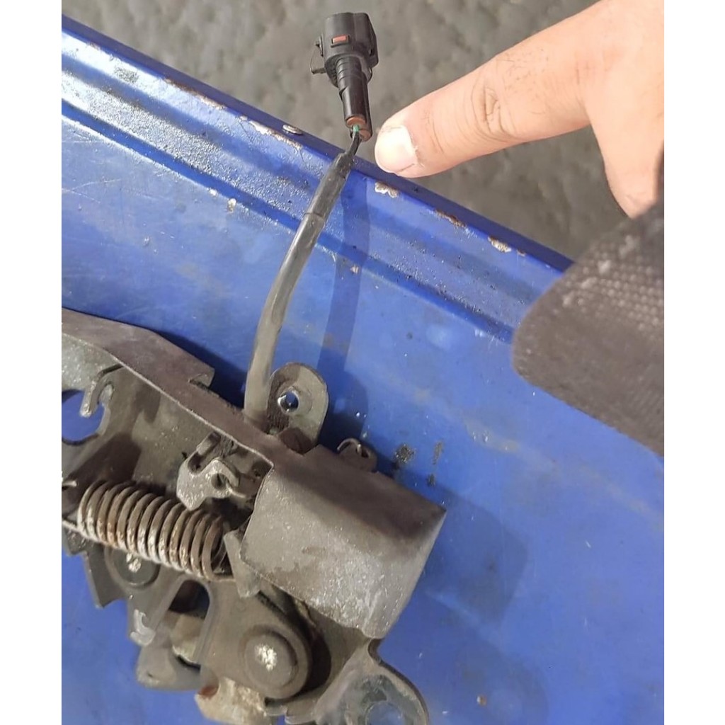 สวิทซ์กลอนฝากระโปรงหน้า Toyota altis 2008-2013 (84237-02010) แท้ห้าง ...