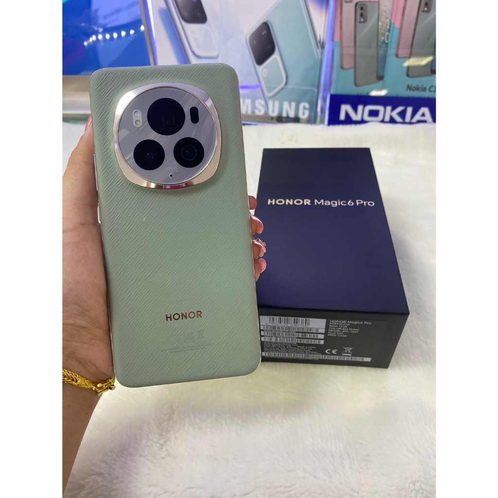 Honor Magic 6 Pro 12/512GB จอ 6.8" Snapdragon 8 ฟรี!HONOR Gift Box ...