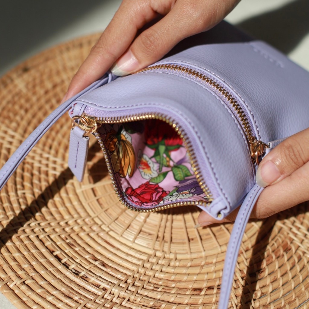 รุ่น BFF bag (กระเป๋าใส่มือถือ) | Shopee Thailand