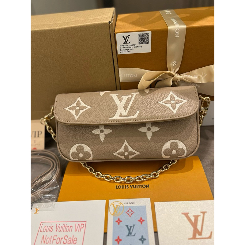 IVY MONOGRAM LV PREMIUM’S GIFT | Shopee Thailand