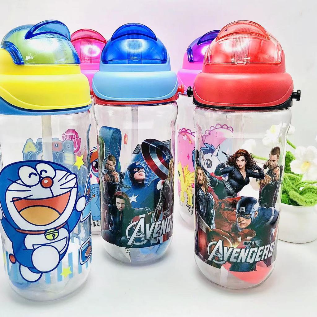กระติกน้ําเด็กพร้อมหลอดเด้งและสายสะพายขนาดพกพา560mlลายการ์ตูนน่ารัก | Shopee Thailand