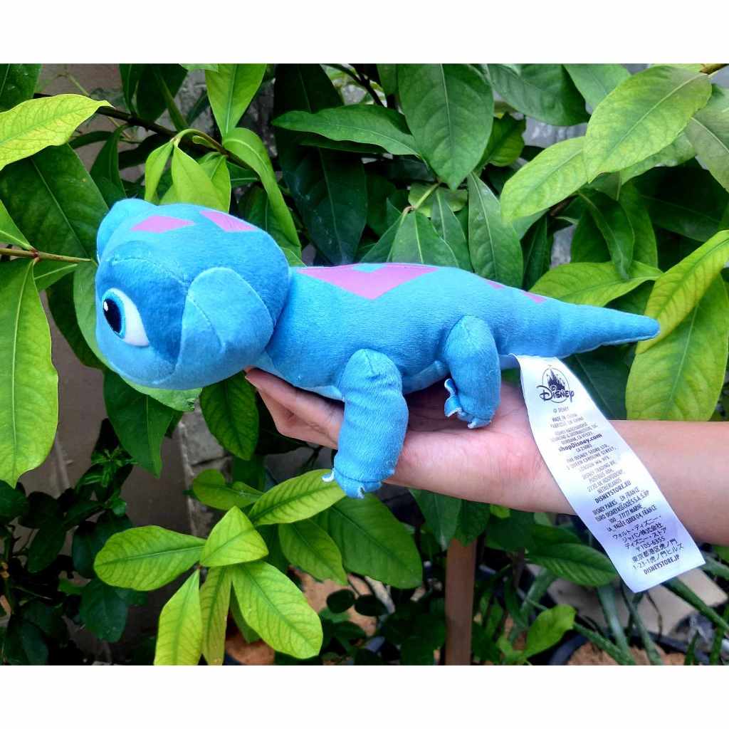 ตุ๊กตาจากเรื่อง Disney Store Frozen 2 BRUNI THE BLUE SALAMANDER ขนาด 5-7 นิ้ว | Shopee Thailand