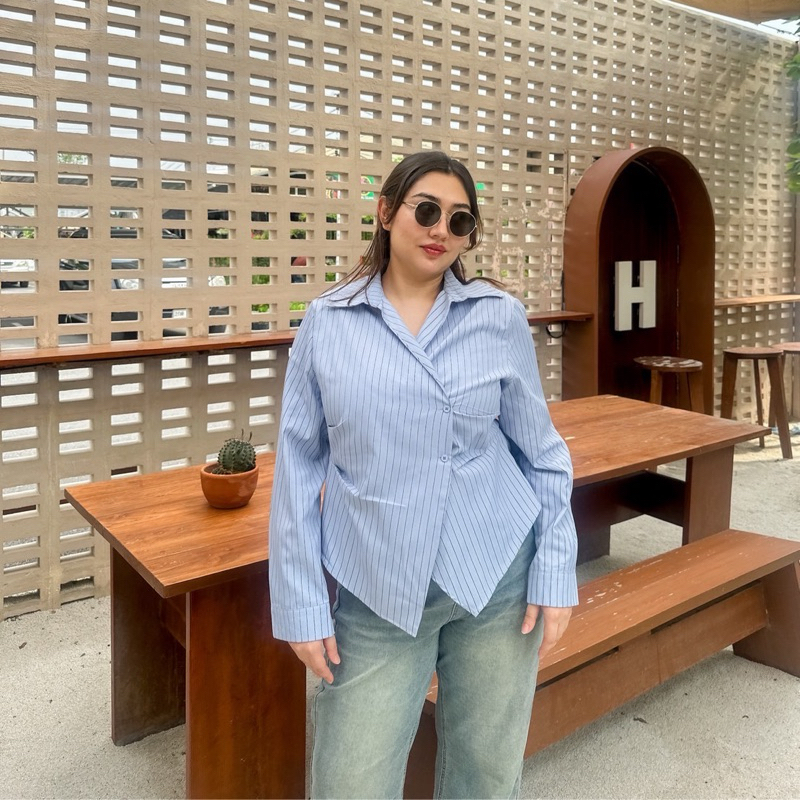 (MTNWHMG ลด 60.-) Lady M | เสื้อเชิ้ตลายทางแขนยาวสาวอวบ ใส่ทำงาน ใส่เที่ยว | Shopee Thailand