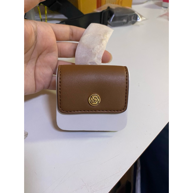 case airpod mk ของแท้ | Shopee Thailand