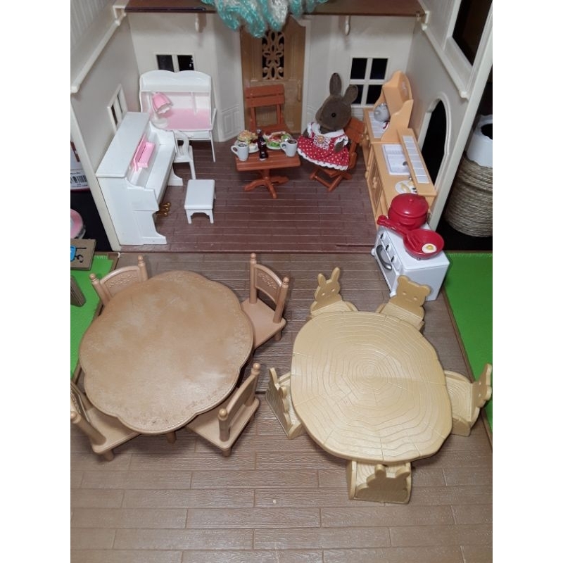 F1ซิลวาเนียน#Sylvanian Families (มือสอง) อุปกรณ์เสริม เฟอร์นิเจอร์ โต๊ะ ...