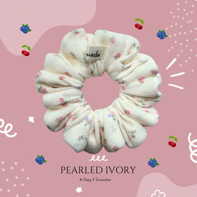 ยางรัดผม • scrunchies Daisy v • ผ้านุ่ม เบา น่ารัก | Shopee Thailand