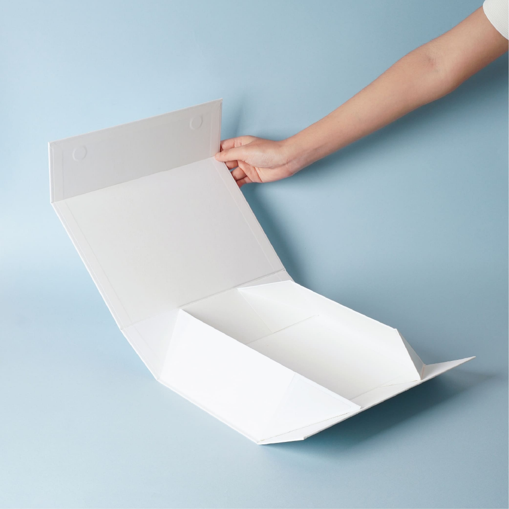 Gift box - Magnetic foldable box - White กล่องของขวัญพับได้ กล่อง ...