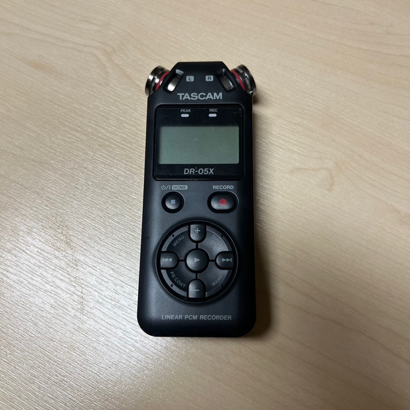 Tascam DR-05X stereo handheld digital audio recorder เครื่องบันทึกเสียง ...