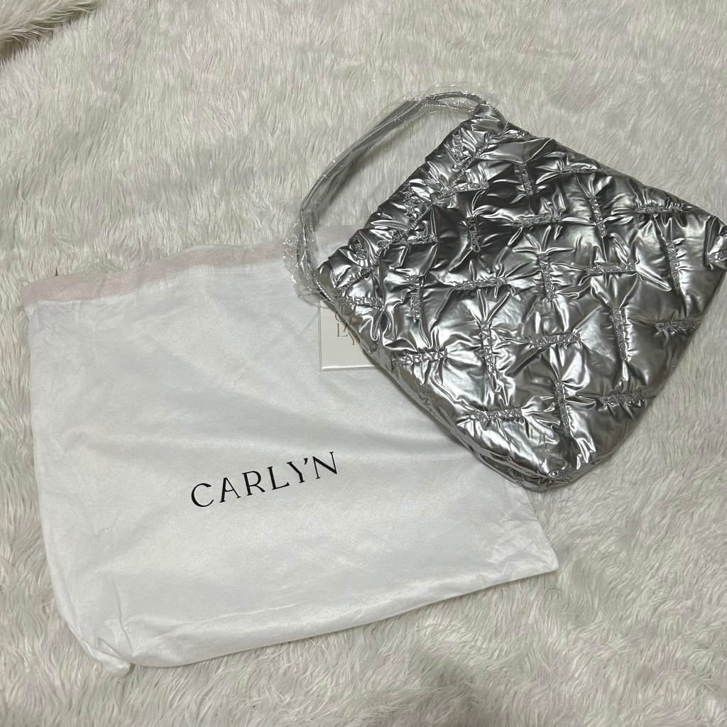 [Madamskincare] แท้/ส่งไว Carlyn bag รุ่น TWEE สี SILVER | Shopee Thailand