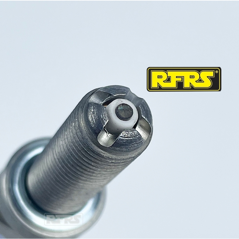 หัวเทียน BRISK สำหรับ Yamaha Tech Max 560 Tmax 560 Spark Plug Made in ...