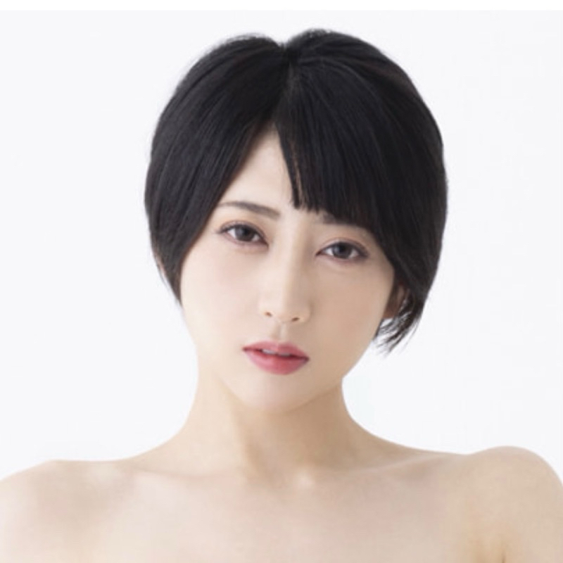 Hibiki Natsume Premium Pose Book **Soft Cover** | Shopee Thailand