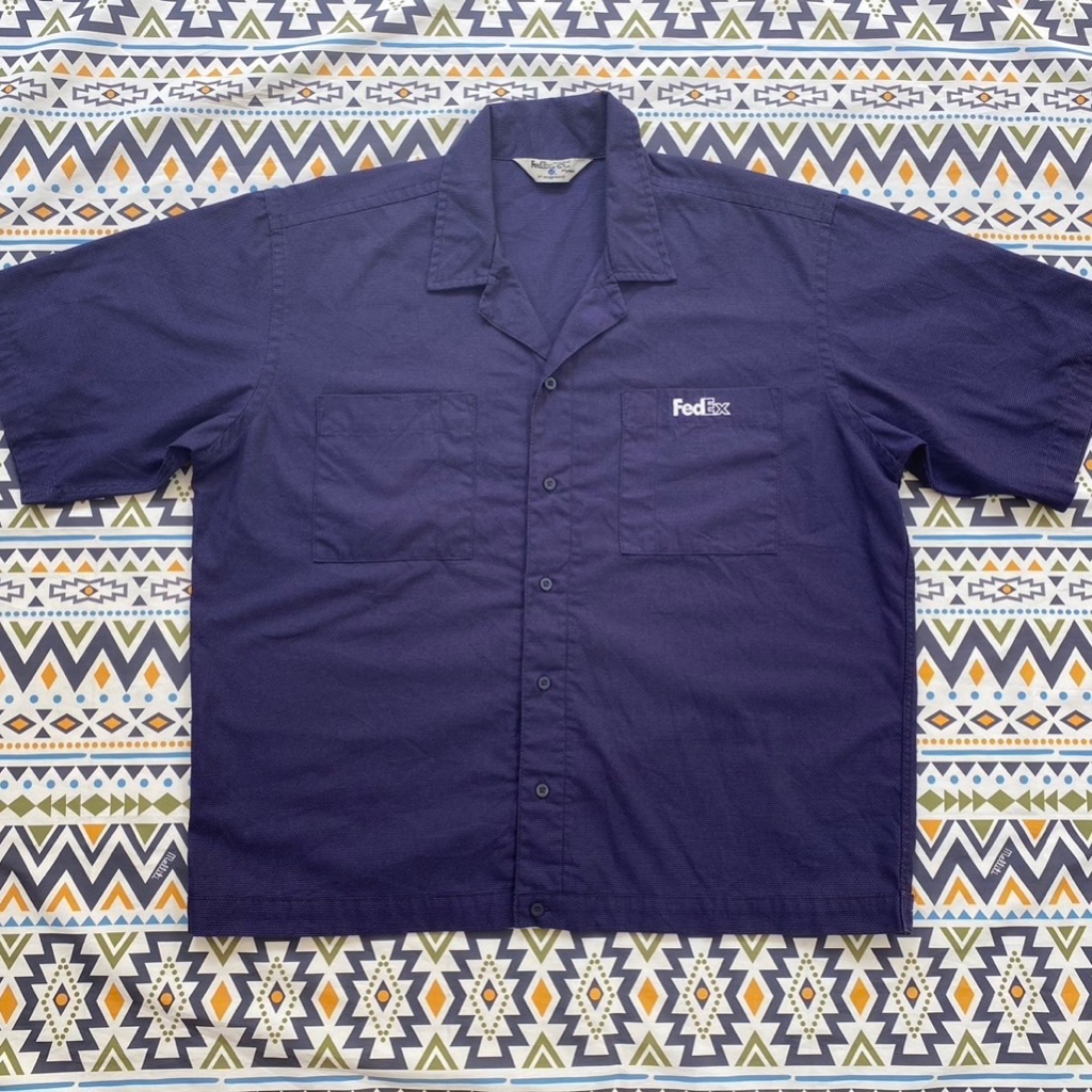 เสื้อเชิ้ต Vintage fedex uniforms shirt อก 25-ของมือสอง | Shopee Thailand