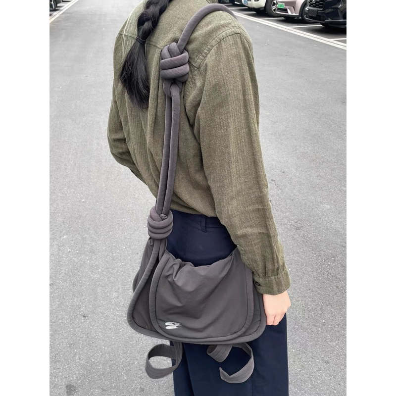 (preorder) crying center - messenger bag *ลิขสิทธิ์แท้* | Shopee Thailand