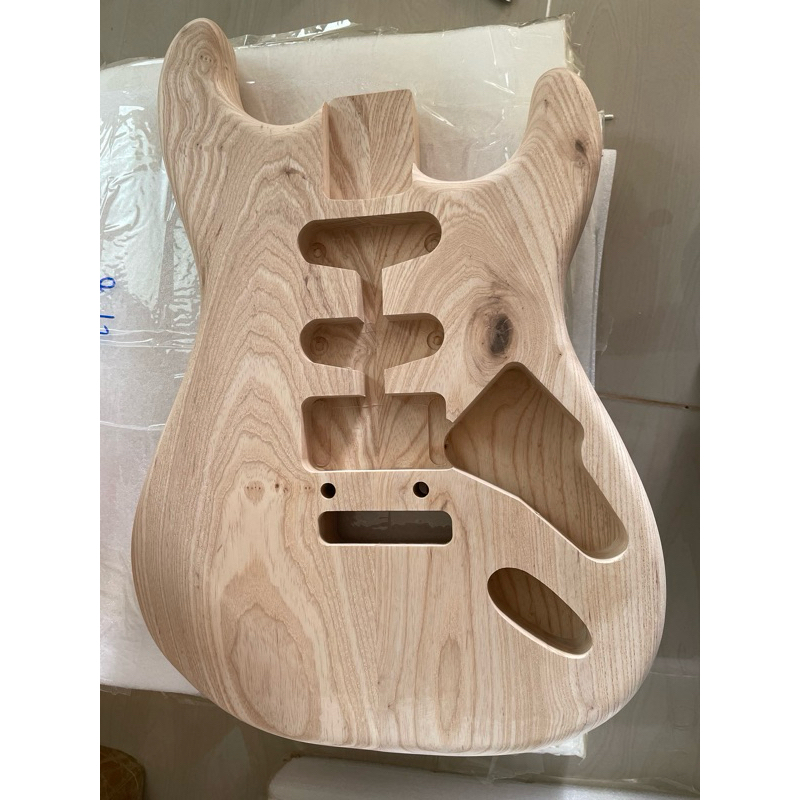 Custom 2-point Bridge 2 pcs Swamp Ash Body TL/ST | Shopee Thailand