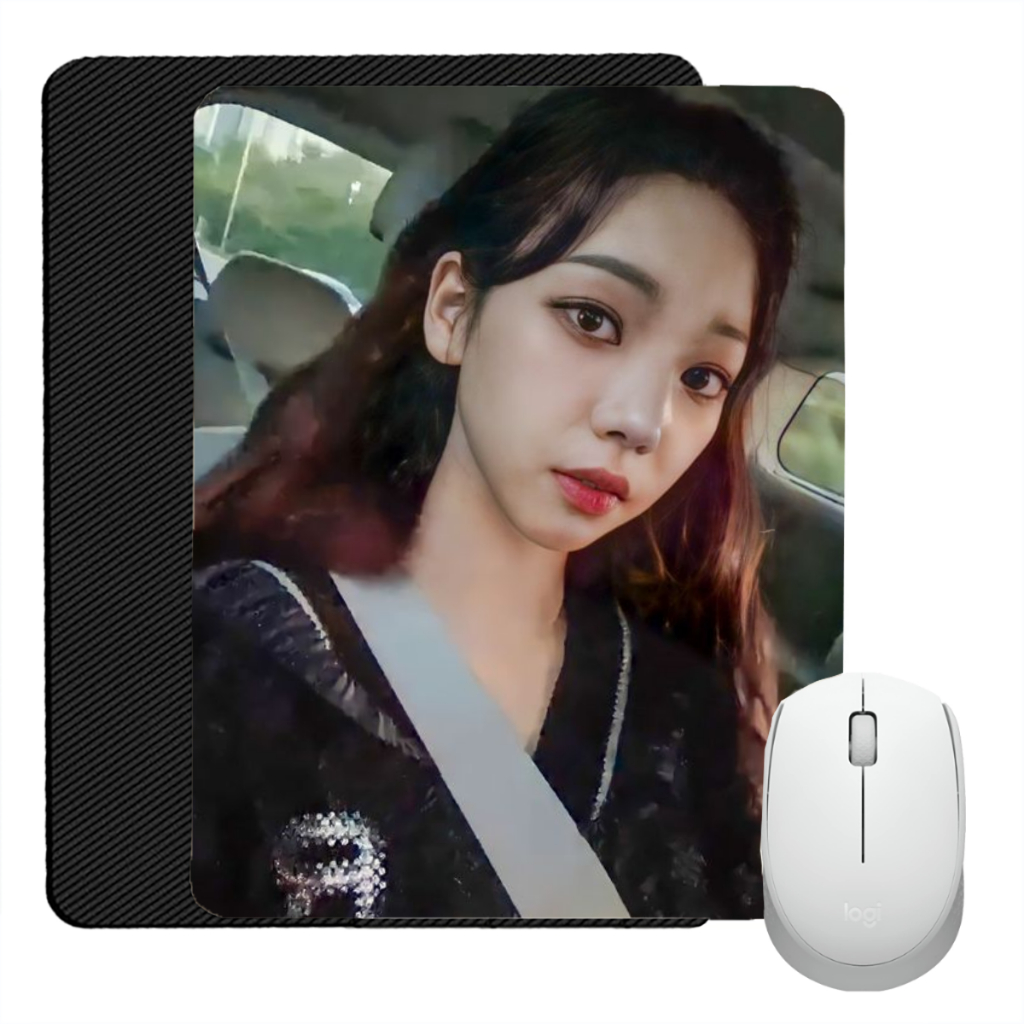 แผ่นรองเมาส์ Mouse Pad พิมพ์ลาย นักร้องเกาหลี คารีน่า Karina Aespa ...