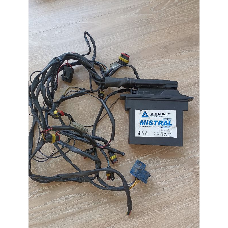 กล่องแก๊ส ECU ยี่ห้อ Autronic (ออโทรนิค) | Shopee Thailand