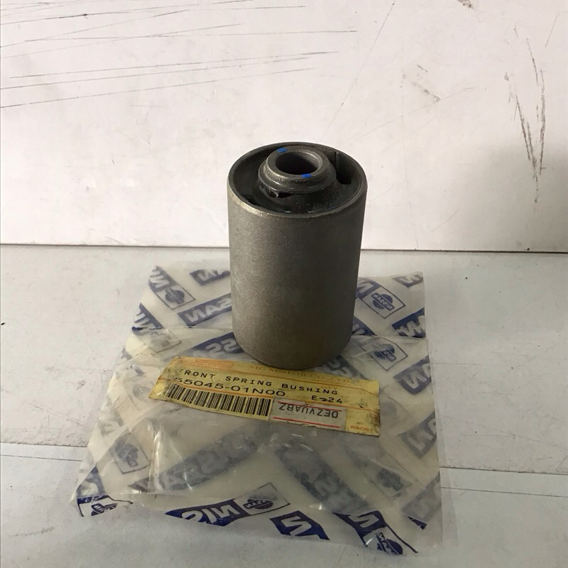 บูชแหนบหน้า NISSAN BIG-M ,FRONTIER,E24(55045-01N00) | Shopee Thailand