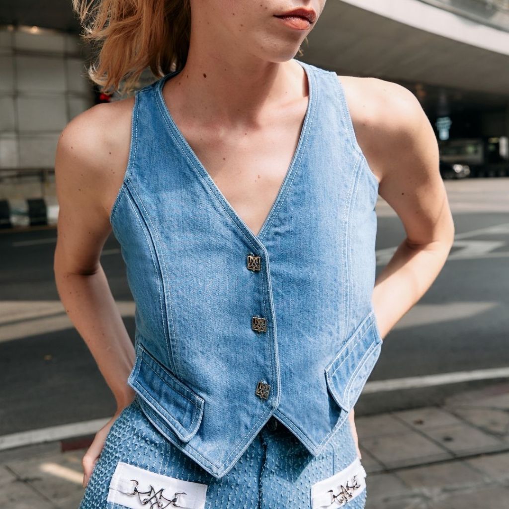 Merge Official - M Denim Vest 2 Colors (พร้อมส่ง) | Shopee Thailand