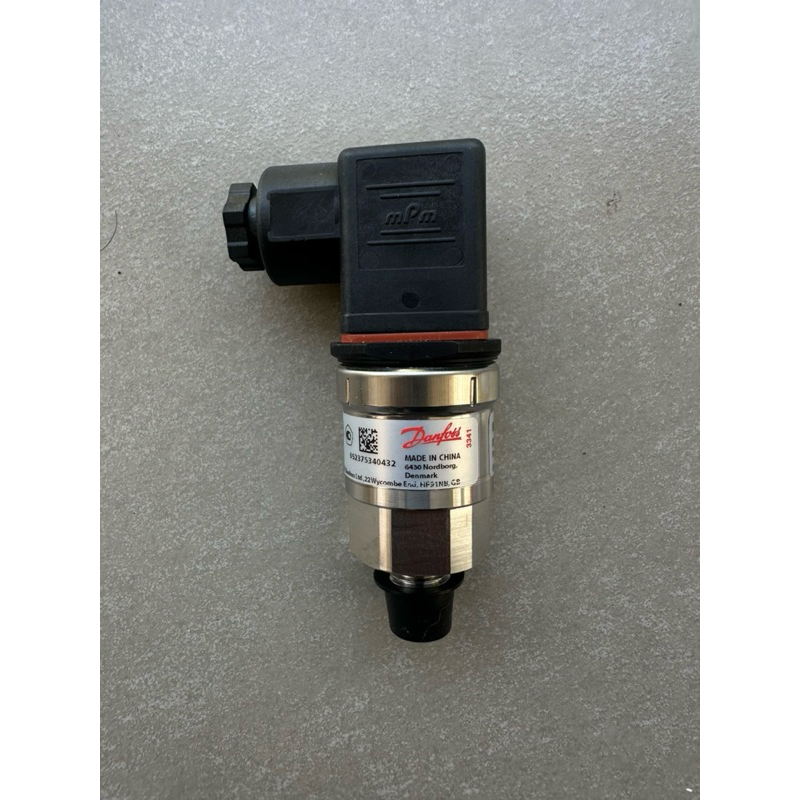 Danfoss Pressure transmitter, Model: 060G1125 , MBS 3000 | Shopee Thailand