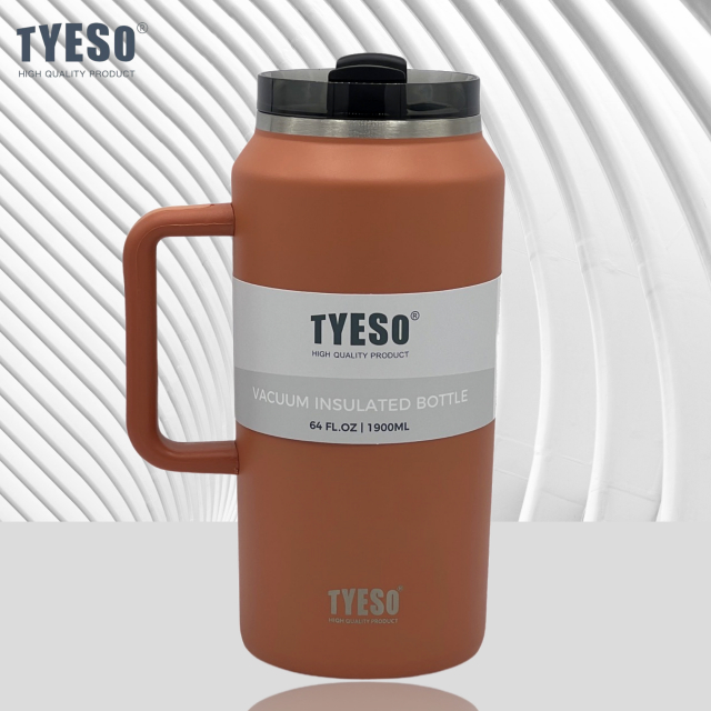 (ลด20%) Tyeso 64 oz bottle stainless steel กระบอกน้ำแทงค์เก็บความเย็น ...