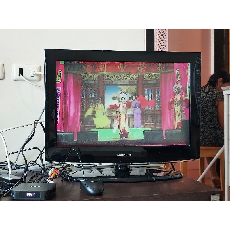 ขายเป็นอะไหล่ Tv Samsung 22" LCd มือสอง สภาพติดๆดับๆ ฟิล์มเสื่อมสภาพ ...