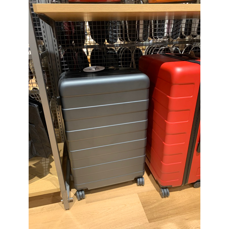 กระเป๋าเดินทาง MUJI 100% ขนาด20L /36L/75L ของแท้💯💯จากช็อป มี 2 สี สินค้าขนาดใหม่ แน่นหนาล้อวัสดุ ...