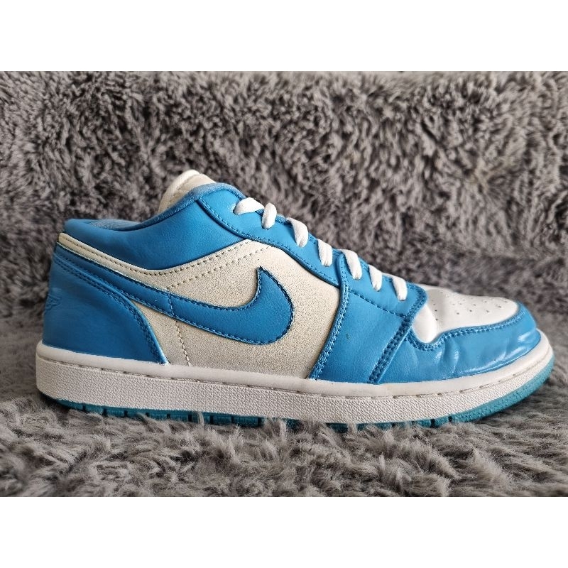 Nike Jordan Low size 41 ยาว 26 (มือสอง) | Shopee Thailand