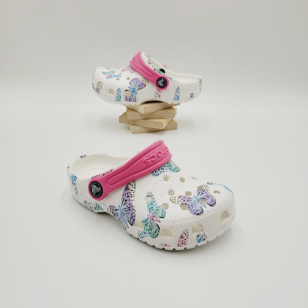 รองเท้าลำลองแฟชั่น เด็ก สไตล์ Crocs Classic Butterfly Clog Kids ...