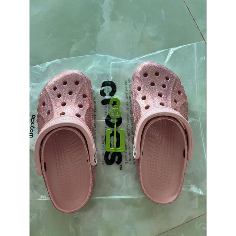 รองเท้า Crocs Woman M6W8 ของแท้ สภาพสวย | Shopee Thailand