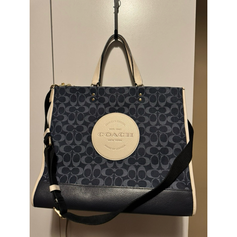 กระเป๋า NWT Coach Dempsey Tote 40 In Signature Denim With Coach Patch ...