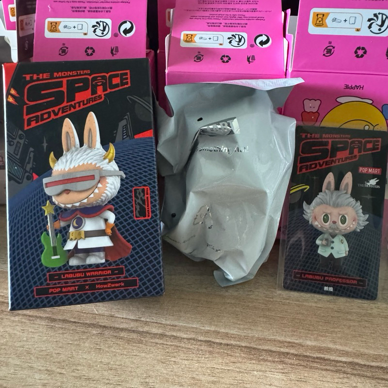 พร้อมส่ง labubu space : labubu professor เช็คการ์ด ไม่แกะซอง | Shopee ...