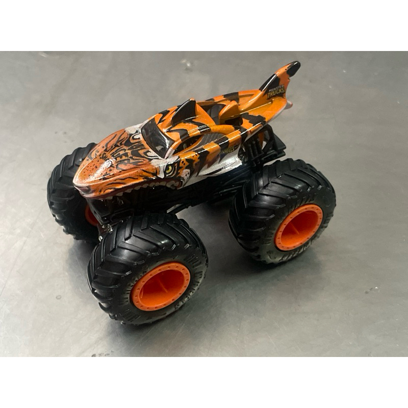 Hot Wheels Monster Truck 1/64 Monster Jam Tiger Shark นอกแพ็ค | Shopee ...