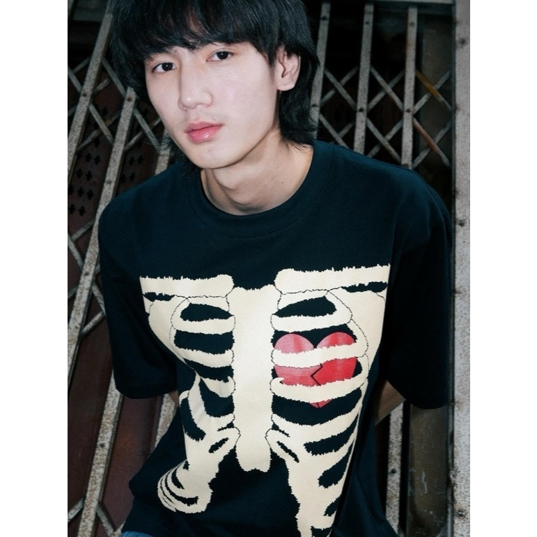 TeeTwoOneไซส์ใหญ่แบรนด์ยอดนิยม fearless “BONE"สไตล์อเมริกัน สตรีทโอ ...