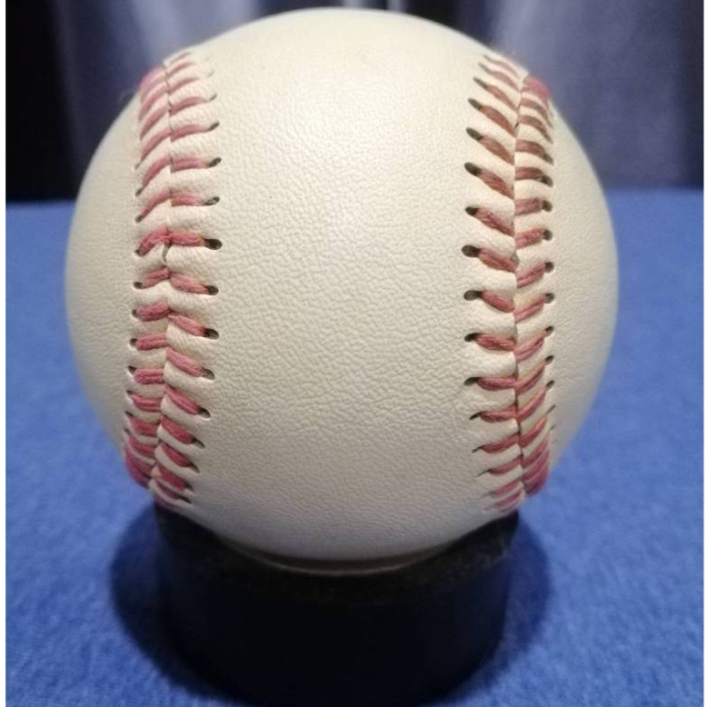 ลูกเบสบอลหนังแท้ สีขาวด้ายสีแดง Japanese Game Baseball/Soft Baseball ...