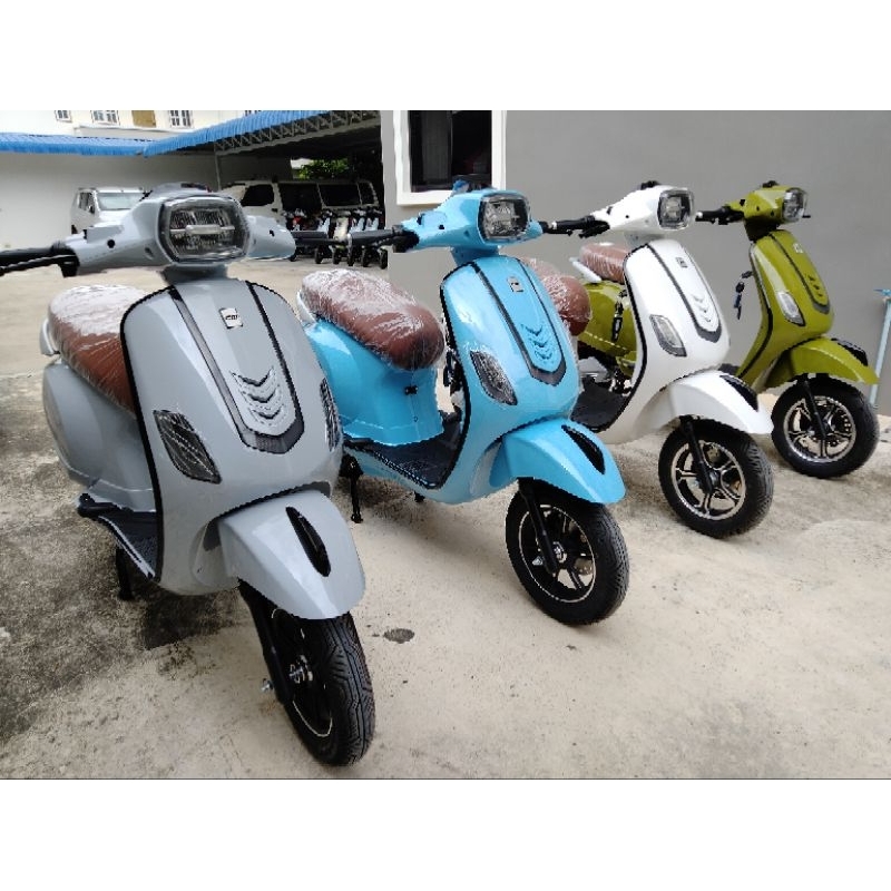 EM LEGEND gen2 แบตลิเธียมถอดชาร์จ | Shopee Thailand